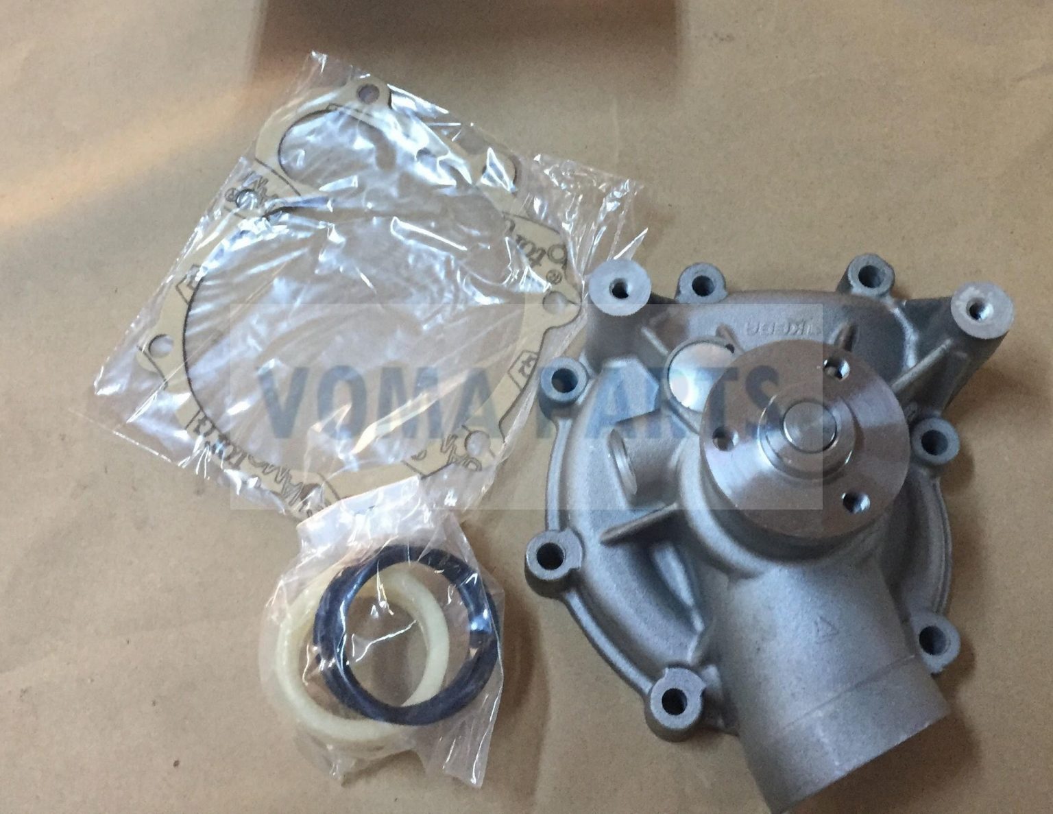21727935 - Water Pump (20726083, 21404504, 21727941) | VomaParts